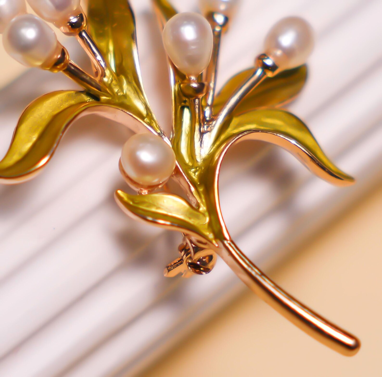 Olive Branch Pearl Brooch, Natural Pearl Brooch, Simple and Elegant ...