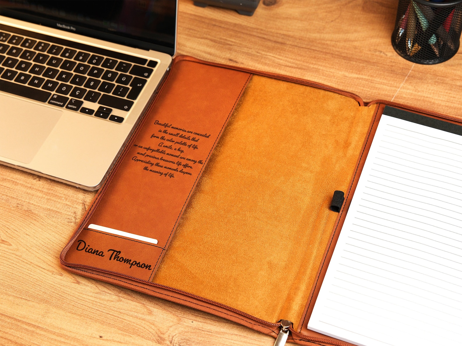 Personalized Leather Portfolio With Zipper, Refillable Portfolio ...