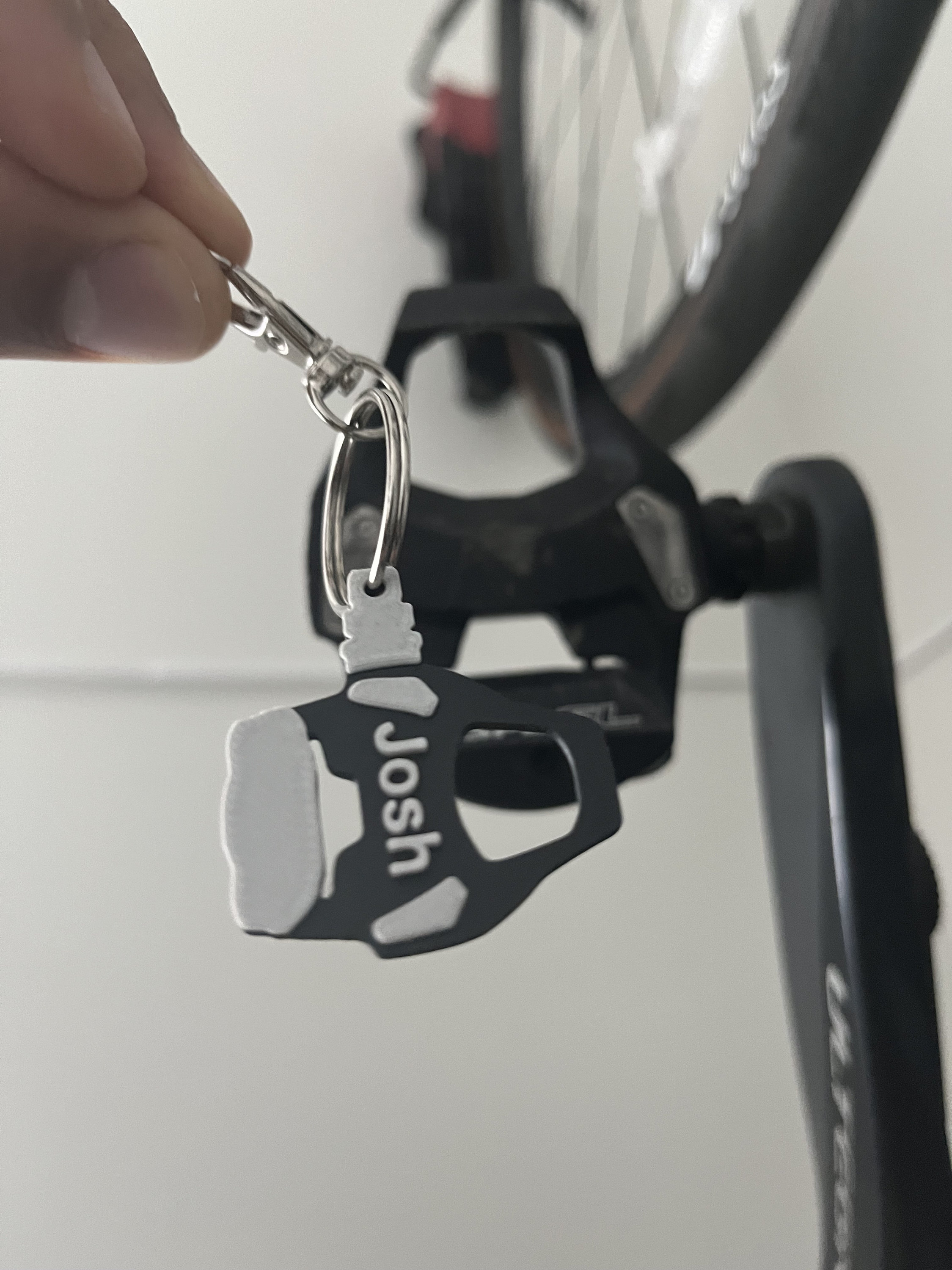 Personalized Road Clipless Bike Pedal Keychain Backpack Tags, Sport ...
