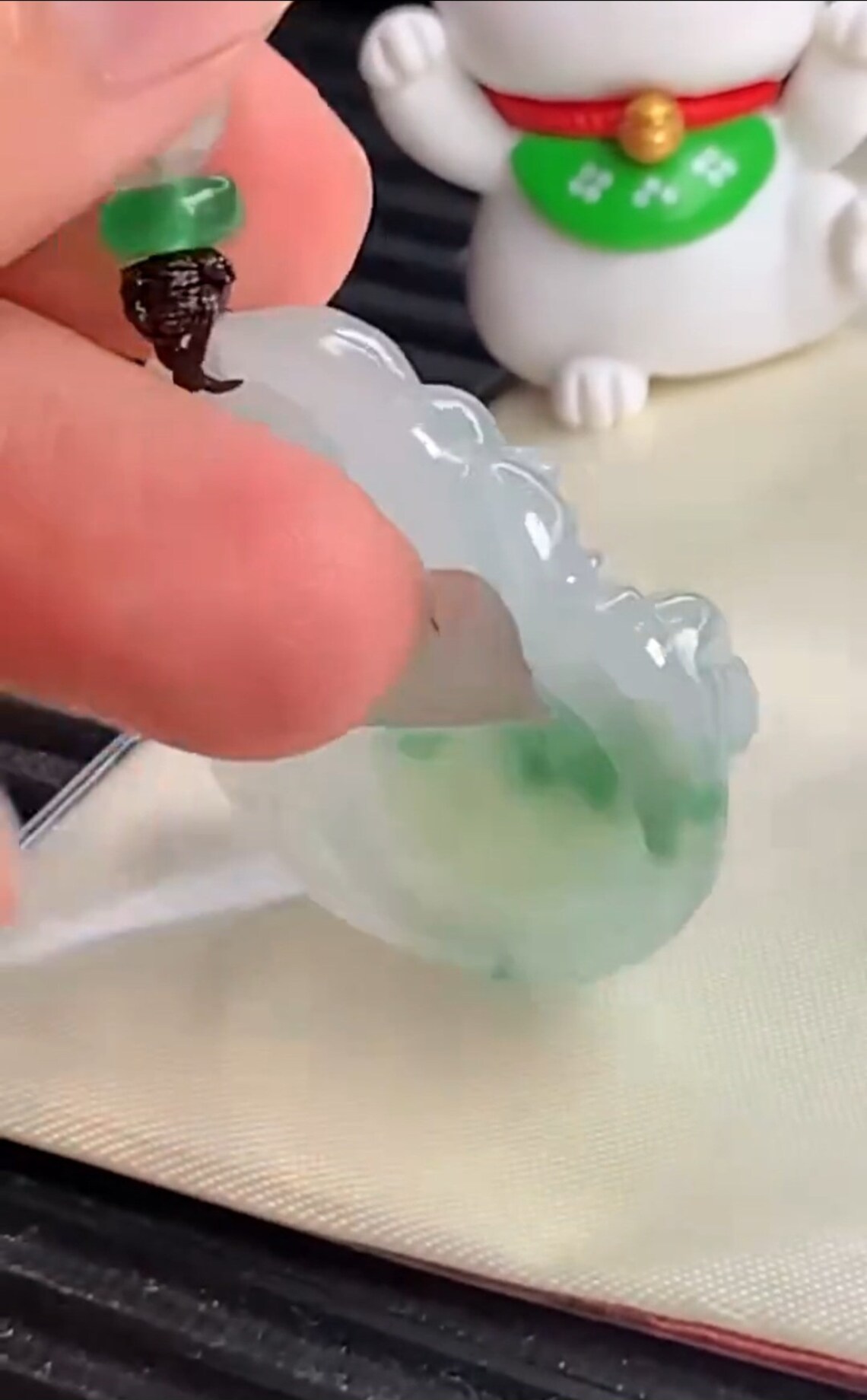 Rare Beautiful Burmese Translucent Jadeite Jade Floating Green Laughing ...