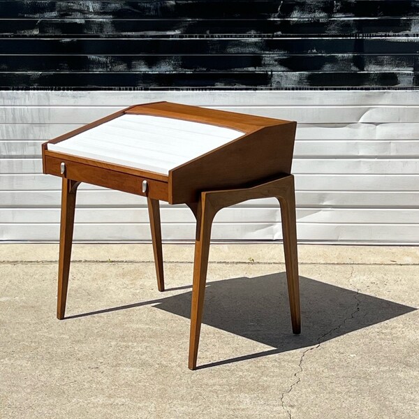 Drexel Profile - Etsy