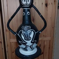 Pablo Picasso's Queen Vase (1881-1973) - Etsy