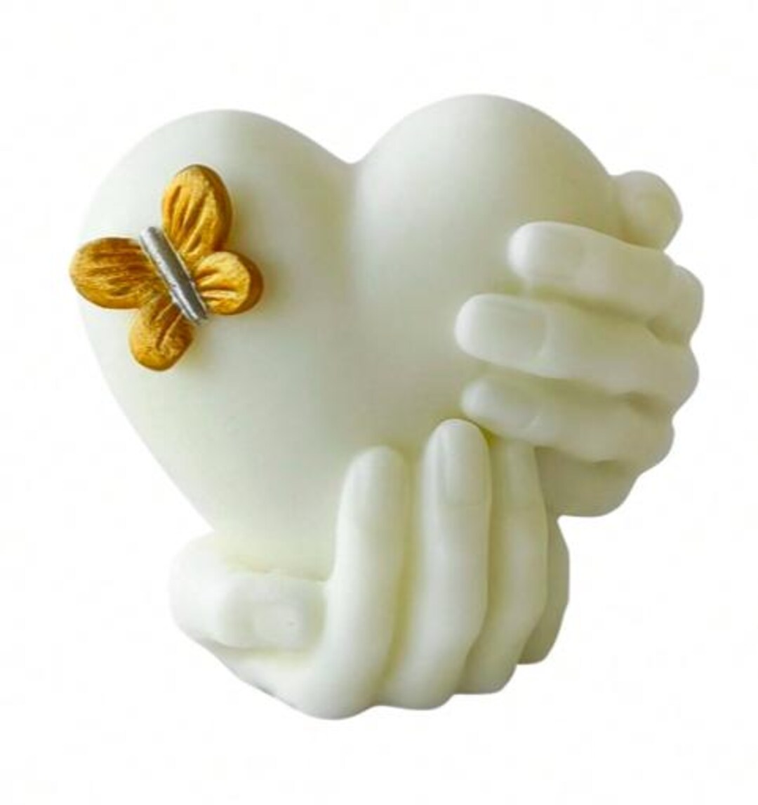 Hand Holding Heart Sculpture: Romantic Keepsake Gift - Etsy