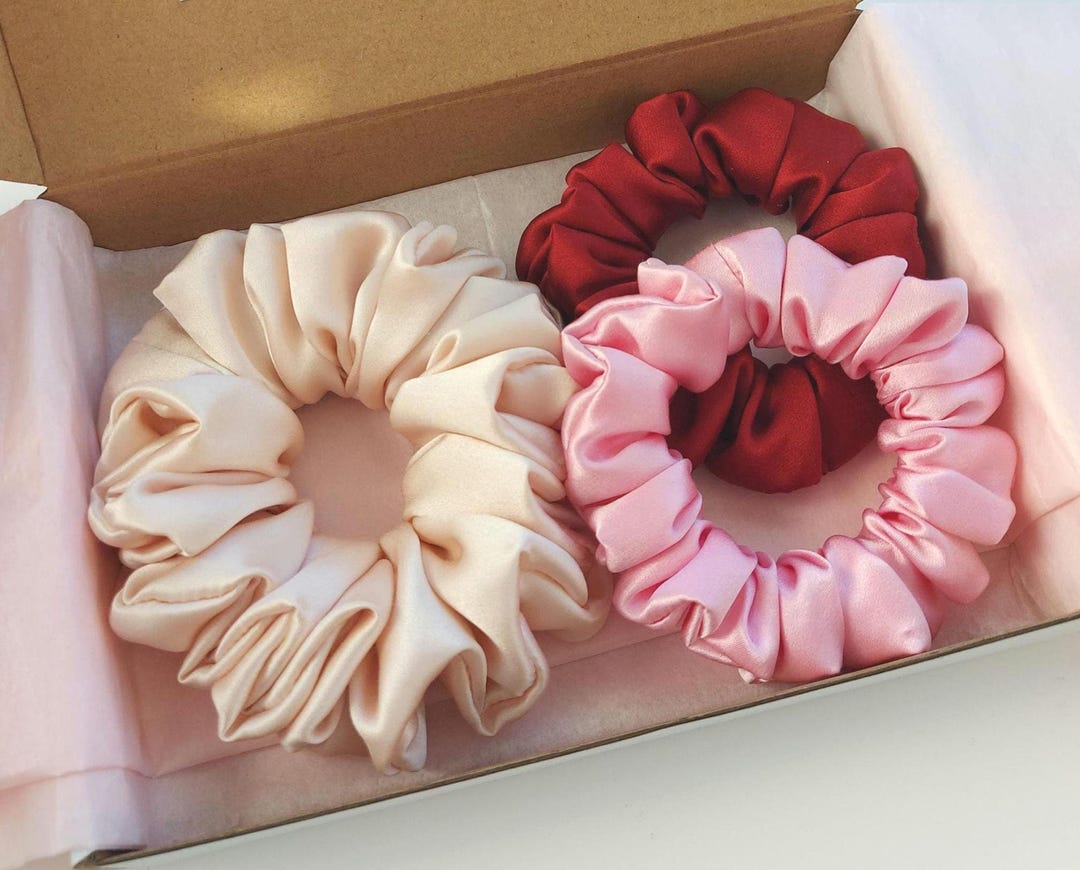 Scrunchies Gift Set, 1 Deluxe Large Scrunchie and 2 Small Mini ...