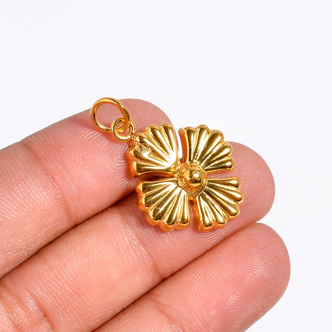 Handmade 22k Gold Plated Daisy Flower Sterling Silver Charm. - Etsy