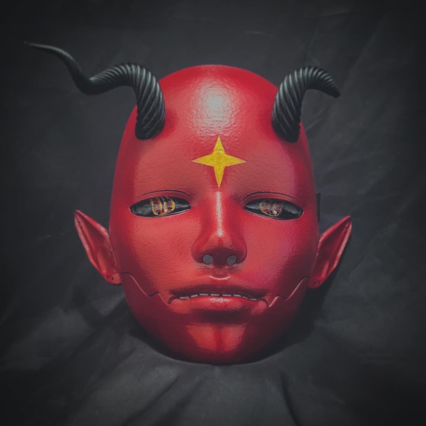 Red Demon Articulated Mask With Horns and Fangs - Etsy