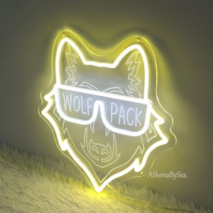 Wolf Pack Family Neon Sign,wild Animal Birthday Gift,family Reunion ...