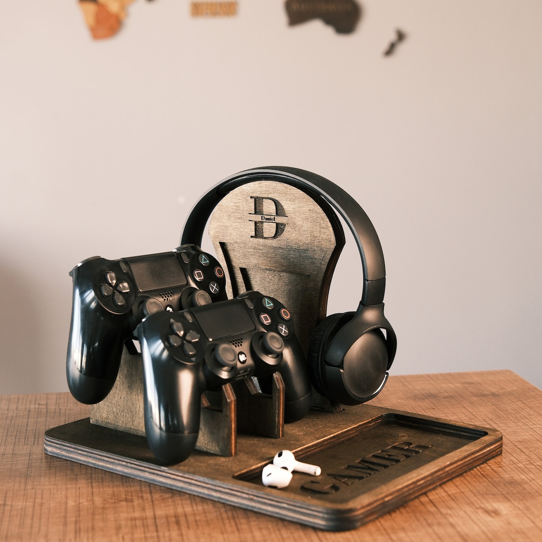Personalized Controller and Headphone Stand for Christmas Gift, Gamer ...