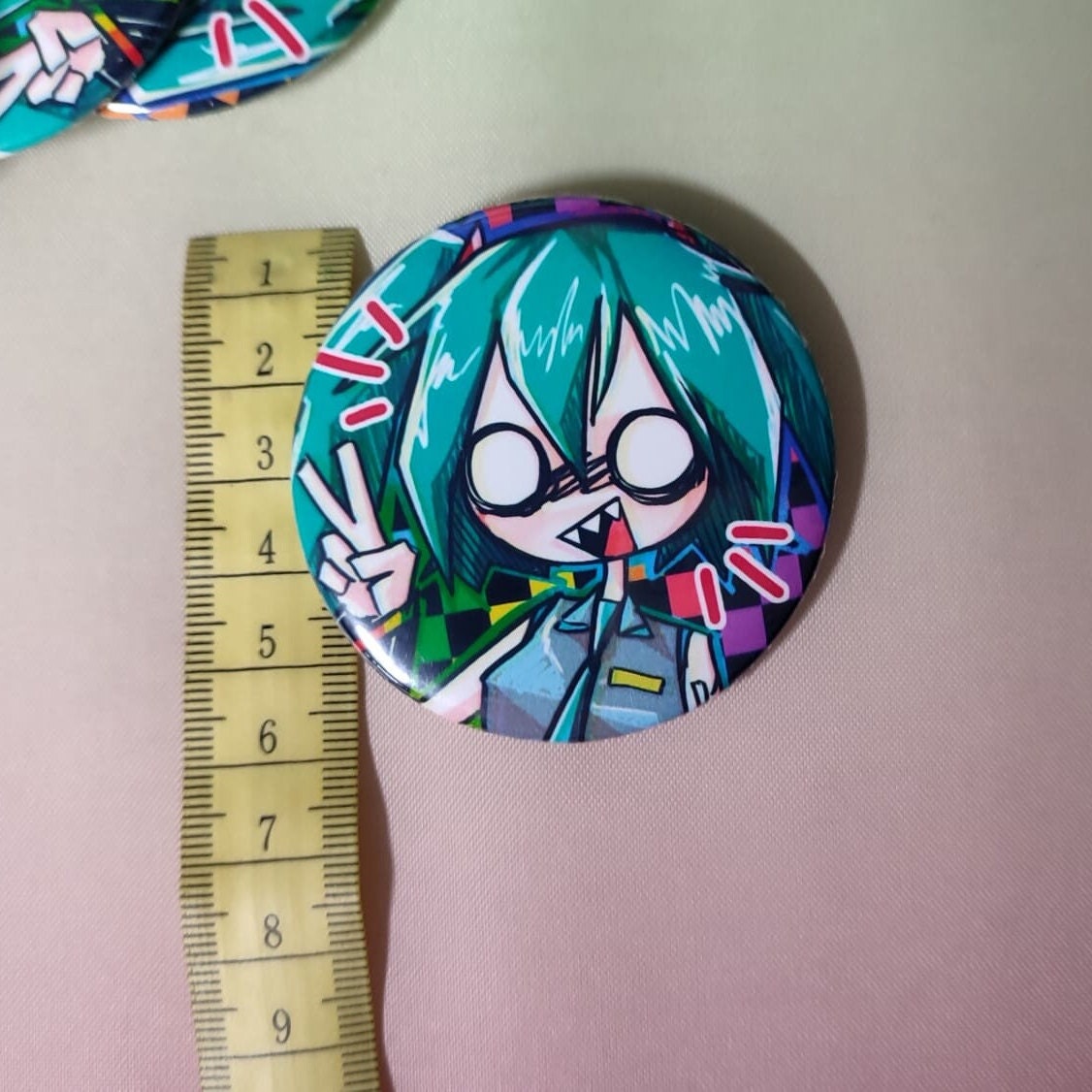58mm / 2.28in Hatsune Miku Vocaloid Emo Scene Art Style Pinback Button ...