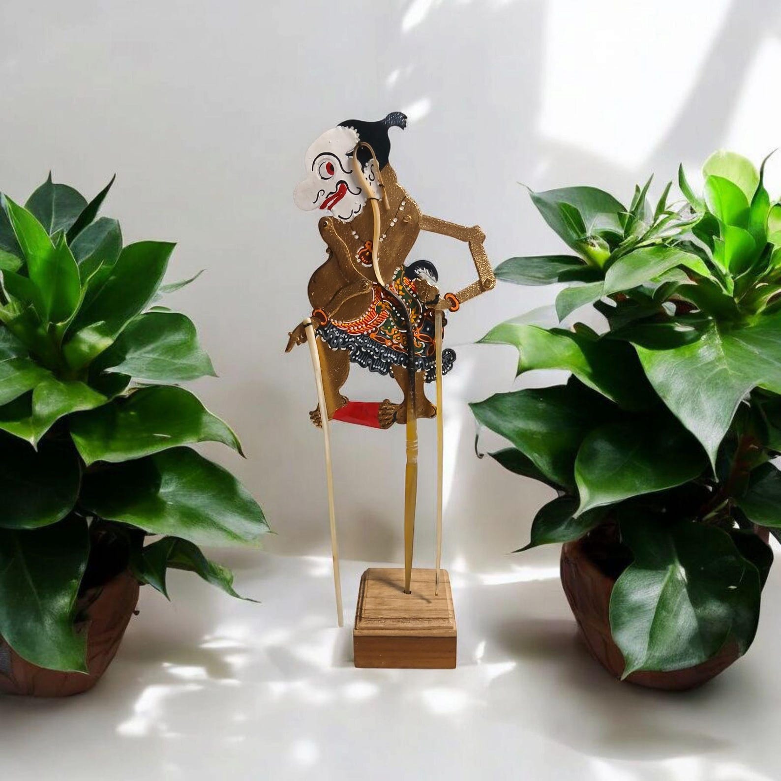 Indoneisan Shadow Puppet Gareng, Javanese Wayang Kulit, Indonesian ...