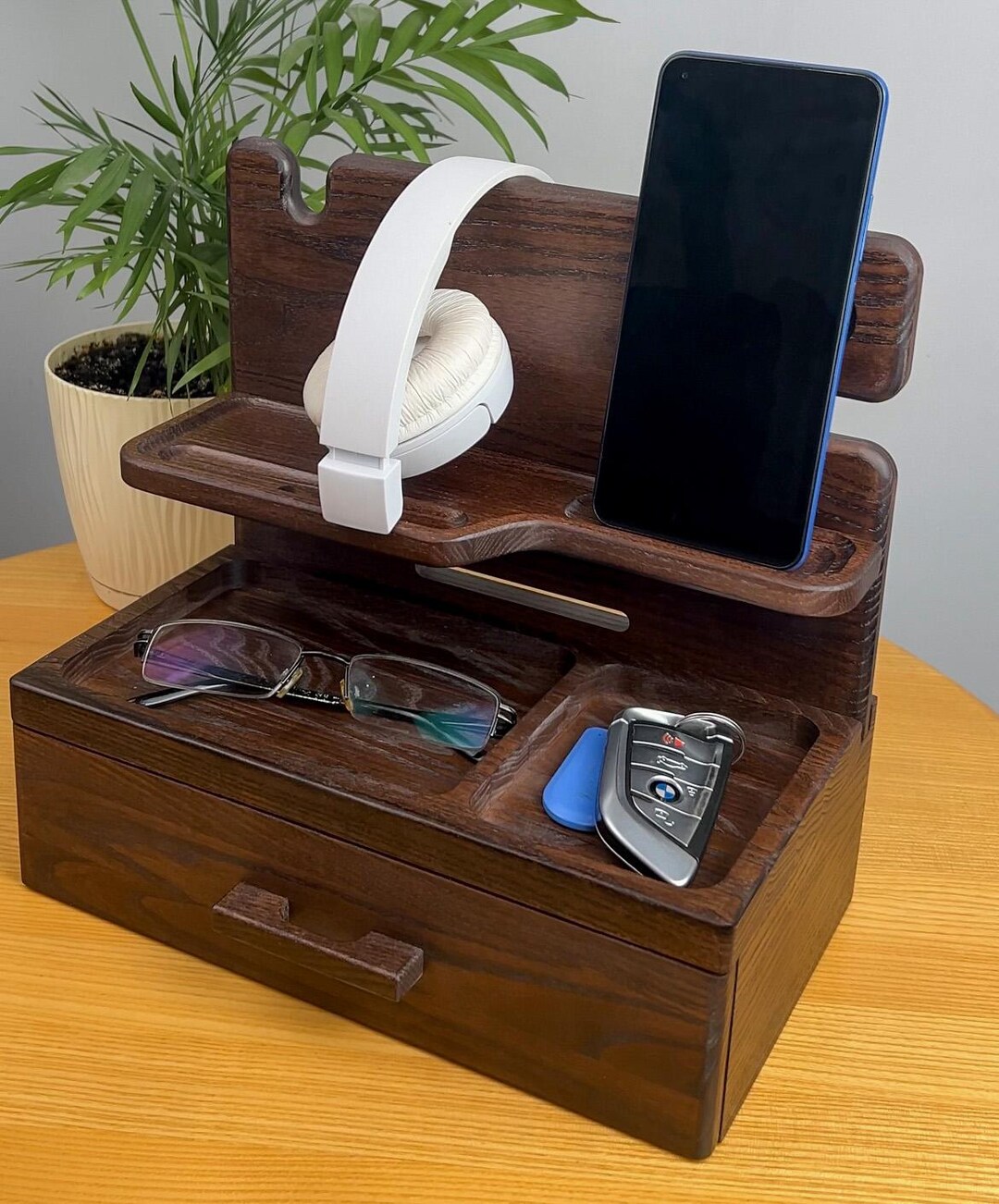 Men's Wooden Docking Station Christmas Gift for Dad, Husband, or Him ...