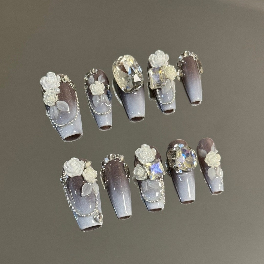 Renaissance White Flower French Tip Press on Nails With Charmsnail ...