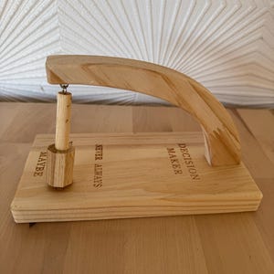 Wooden Decision Maker Spinner Fun Decision-making Tool for Parties ...