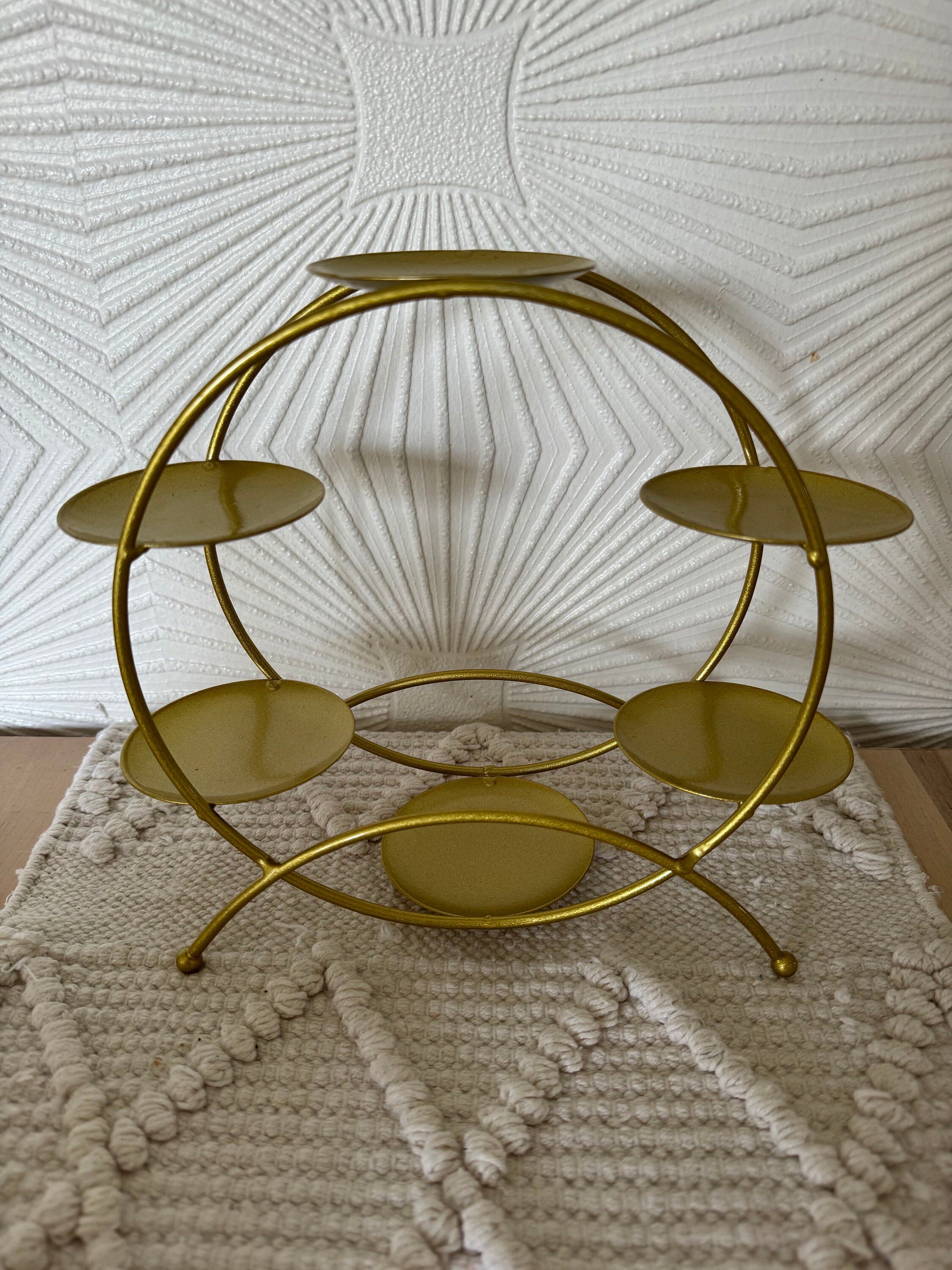 Gold Circular Display Stand Elegant Cake & Patisserie Presentation for ...