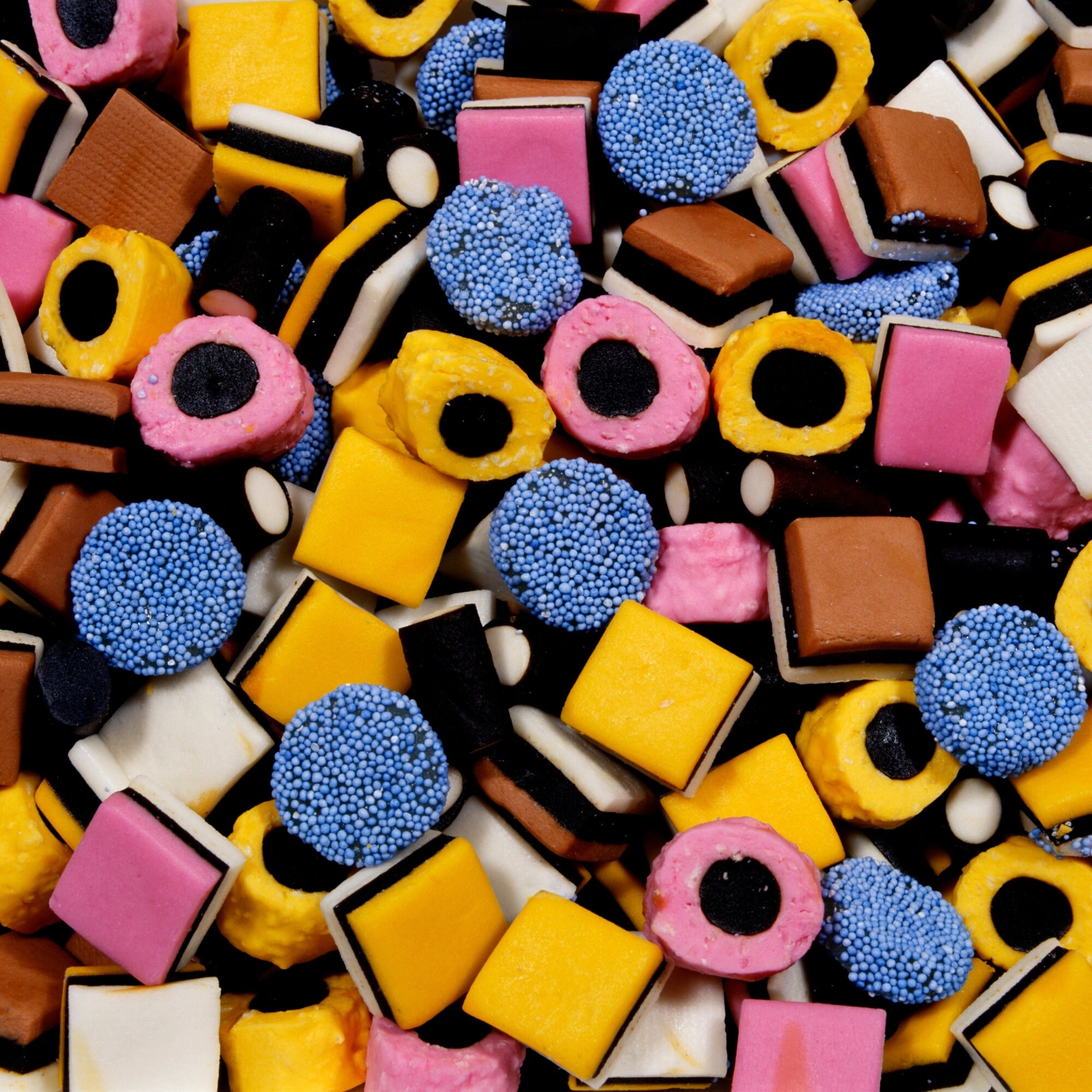 Liquorice Gift Set With Allsorts, Flyers, Pontefract Cakes, Liquorice ...