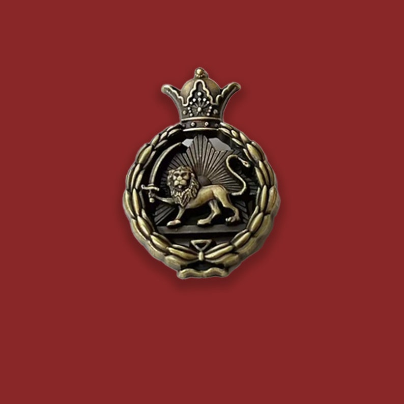 Vintage Crown Lion With Sword Brooch / Pins, Lion Knight - Etsy
