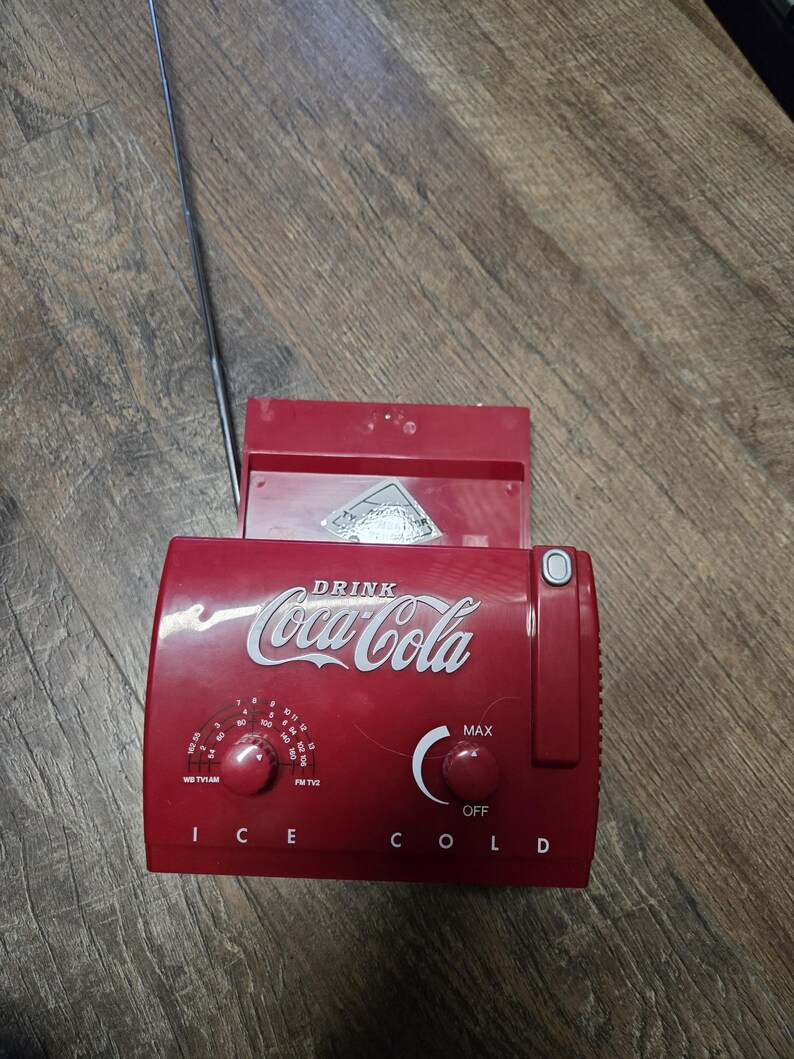 Coca Cola Radio 6x3x6 - Etsy