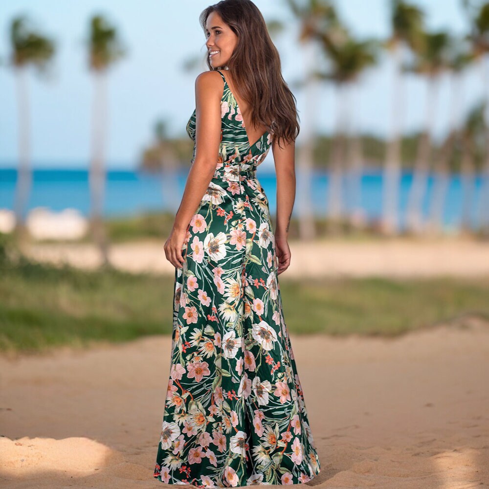 Women's Floral Boho Sundress V-neck Perfect for Beach Days Trendy Boho ...