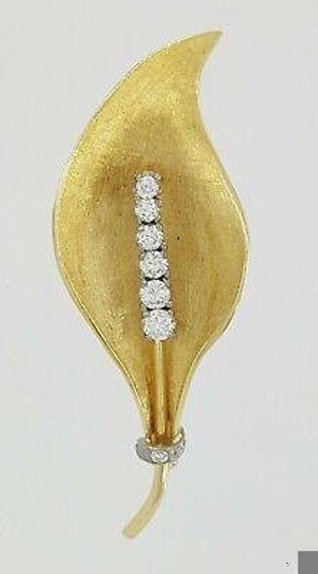 18k Round Cut Diamond Peace Lily Pin Brooch 7.9 Grams 2 Yellow Gold 0. ...