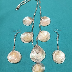 Jingle Shell Pendant Necklace With Matching Earrings - Etsy