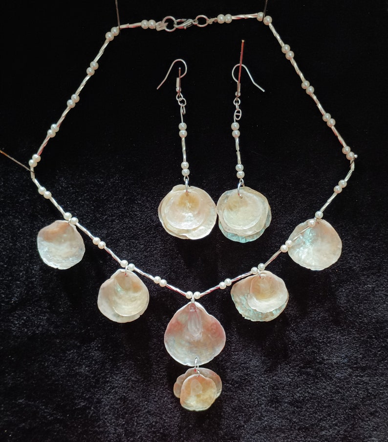 Jingle Shell Pendant Necklace With Matching Earrings - Etsy