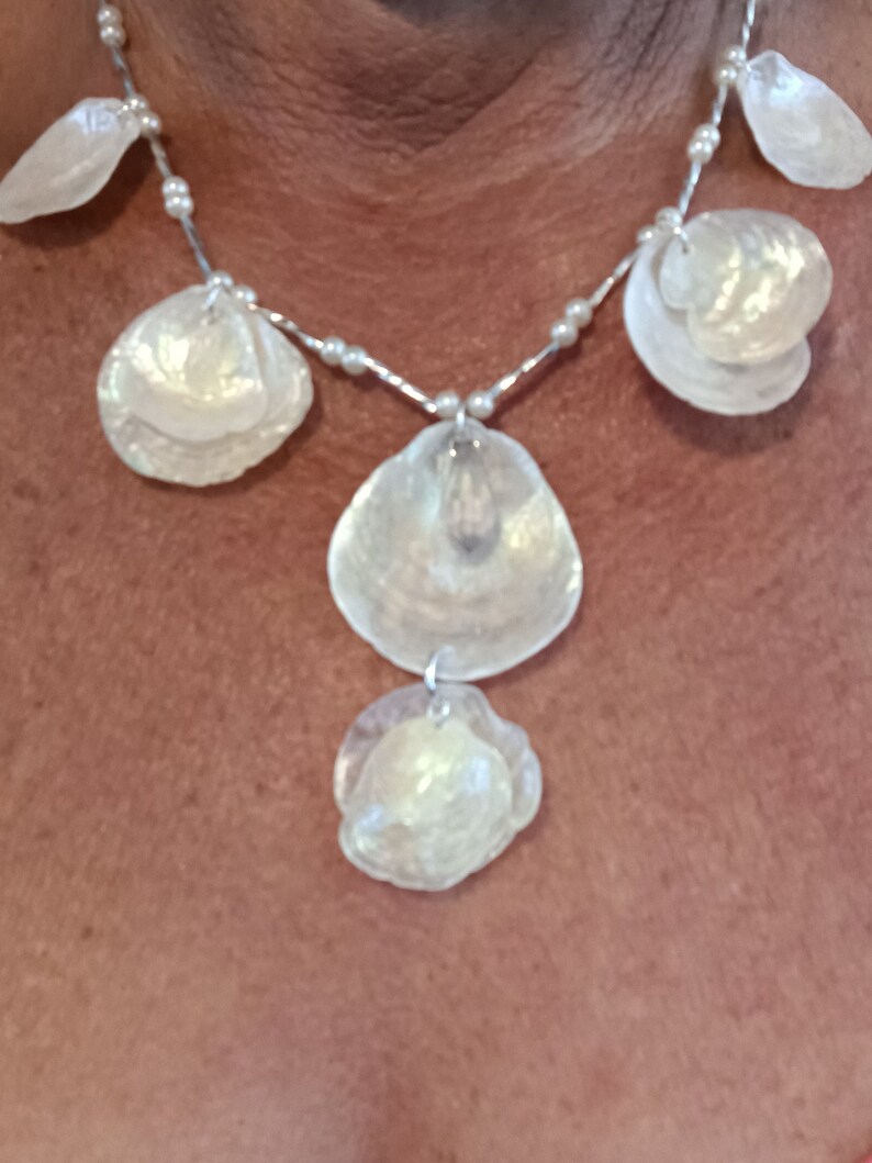 Jingle Shell Pendant Necklace With Matching Earrings - Etsy