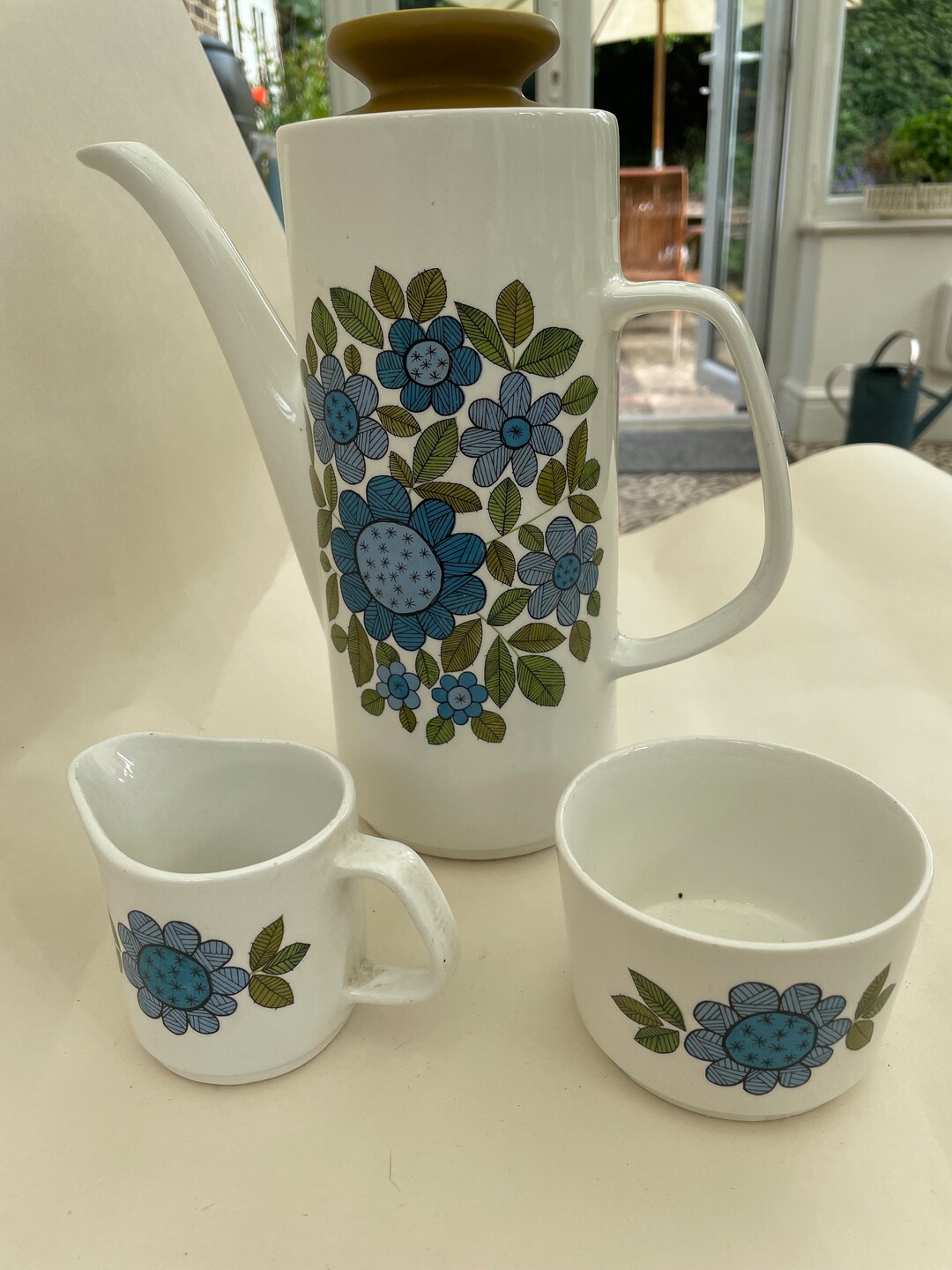 J&G Meakin Studio Topic Coffee Set : Coffee Pot, Milk Jug and Sugar ...