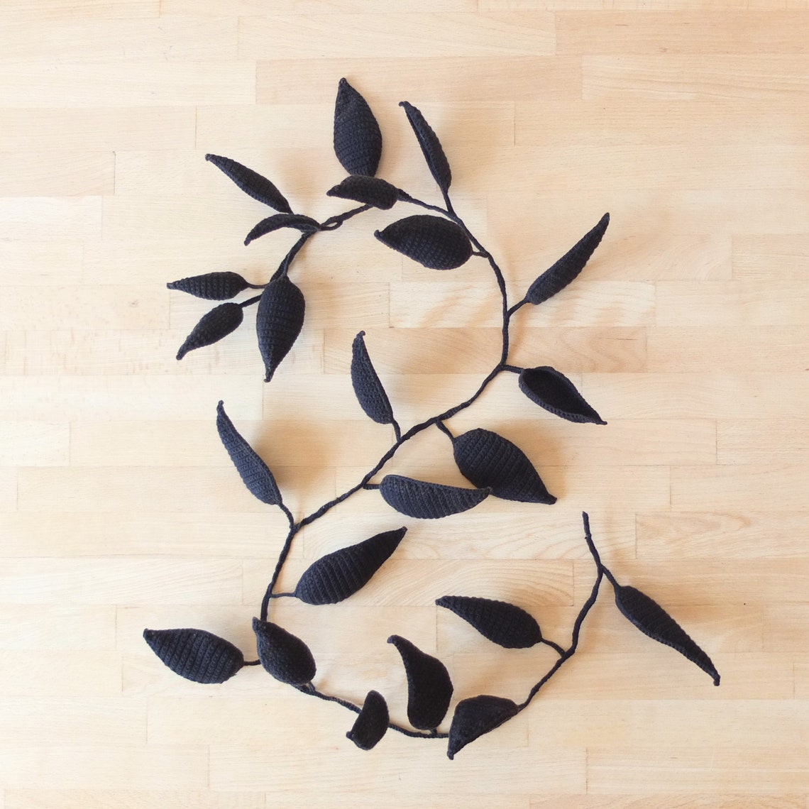 Scindapsus Treubii Dark, Black Pothos Vine Plant Crochet Pattern - Etsy