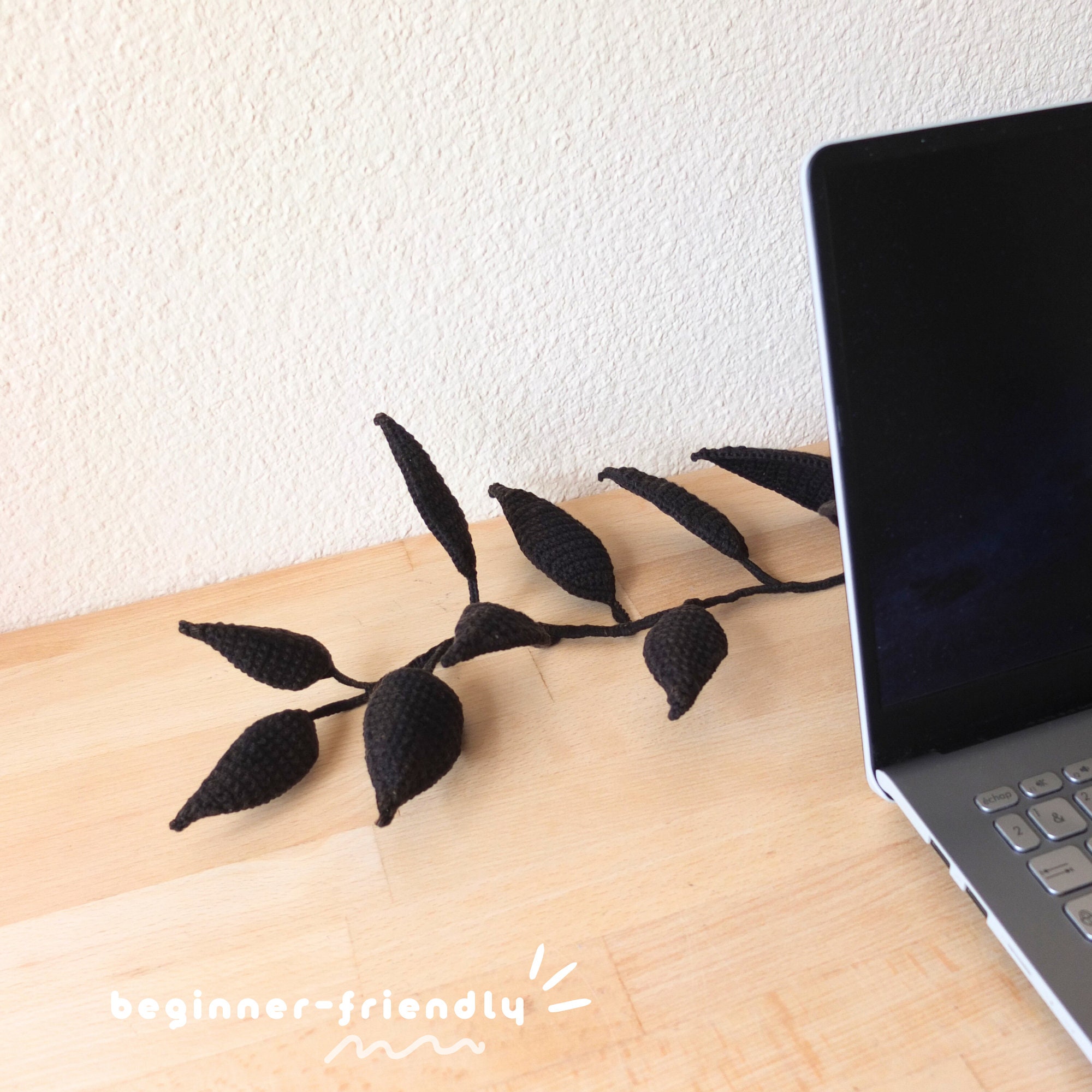 Scindapsus Treubii Dark, Black Pothos Vine Plant Crochet Pattern - Etsy