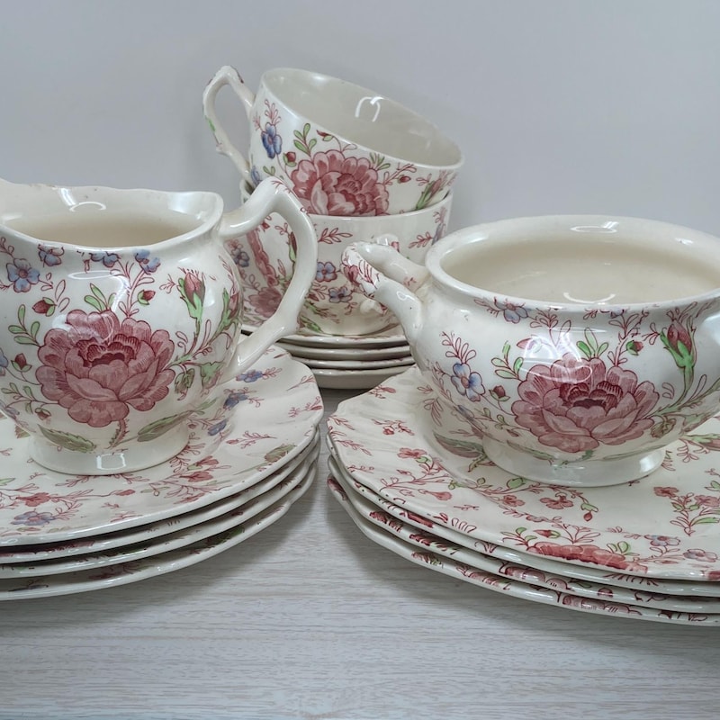 Rose Chintz Plate Johnson - Etsy