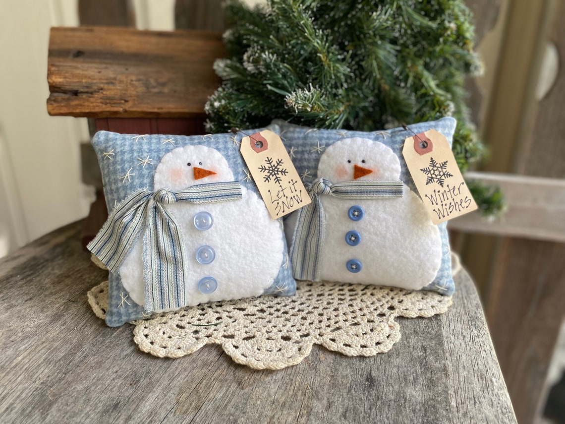 SNOWMAN PDF PATTERN Small Pillow Pattern Cyndy Fahey Designs Christmas ...