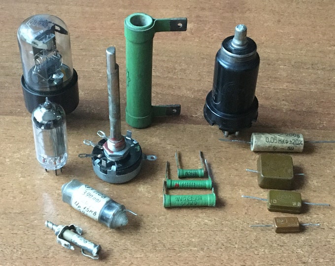 1950s. Large Lot of Vintage Radio Parts - Resistors Variable Capacitors ...