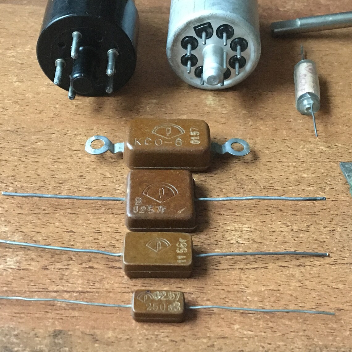 1950s. Vintage Radio Parts Resistors Variable Capacitors, Fuse, Vacuum ...
