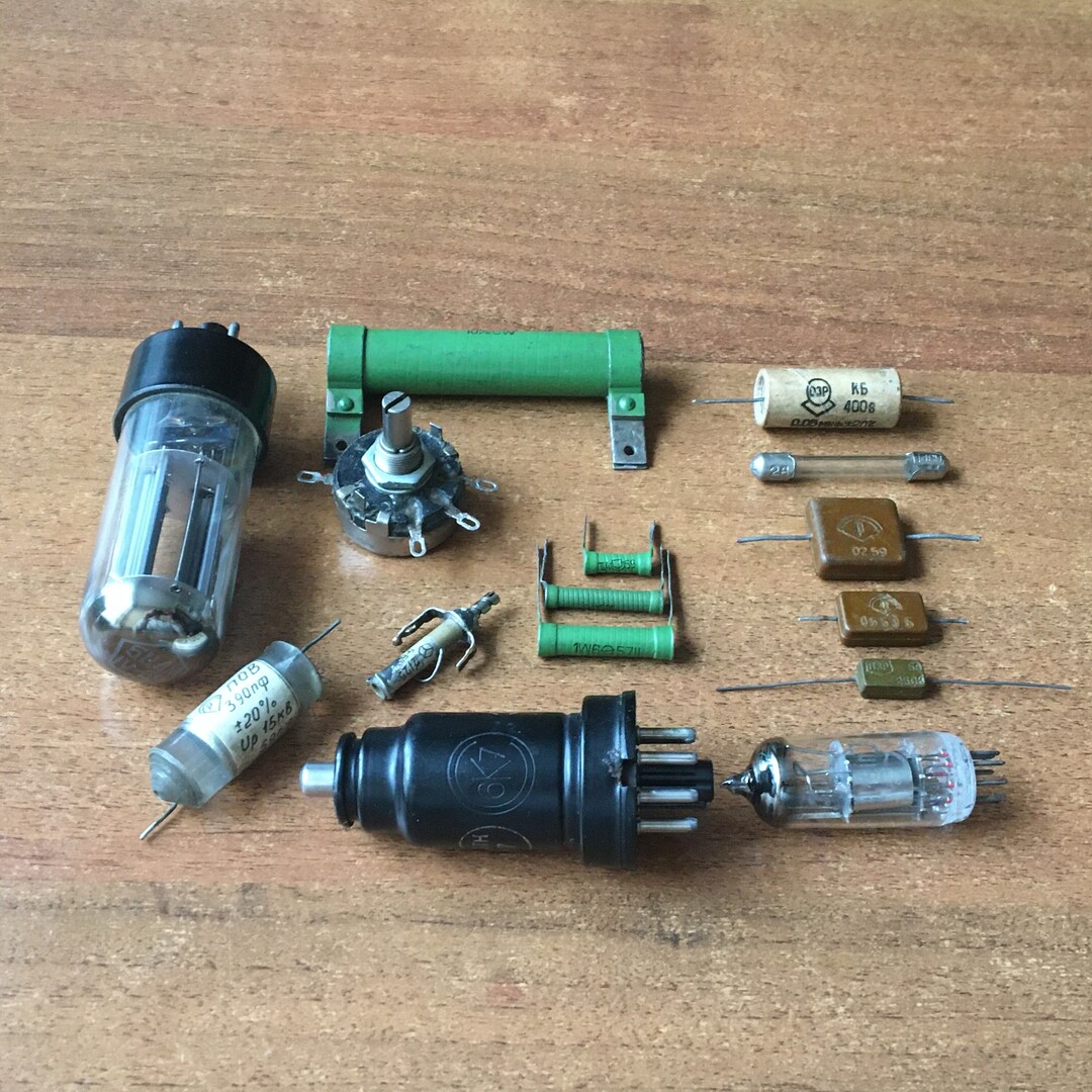 1950s. Large Lot of Vintage Radio Parts - Resistors Variable Capacitors ...