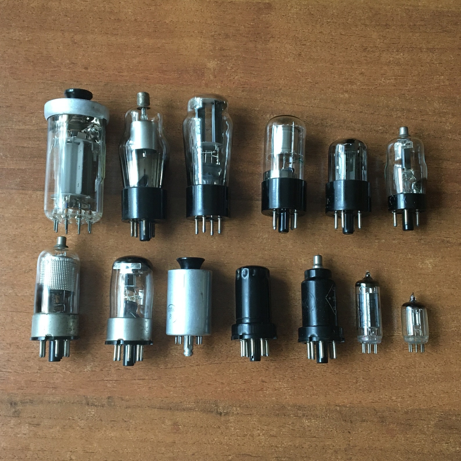 1950s. RARE Vintage Soviet Radio Tubes/vacuum Tubes/retro TV Radio Tubes/electronic Tubes USSR ...