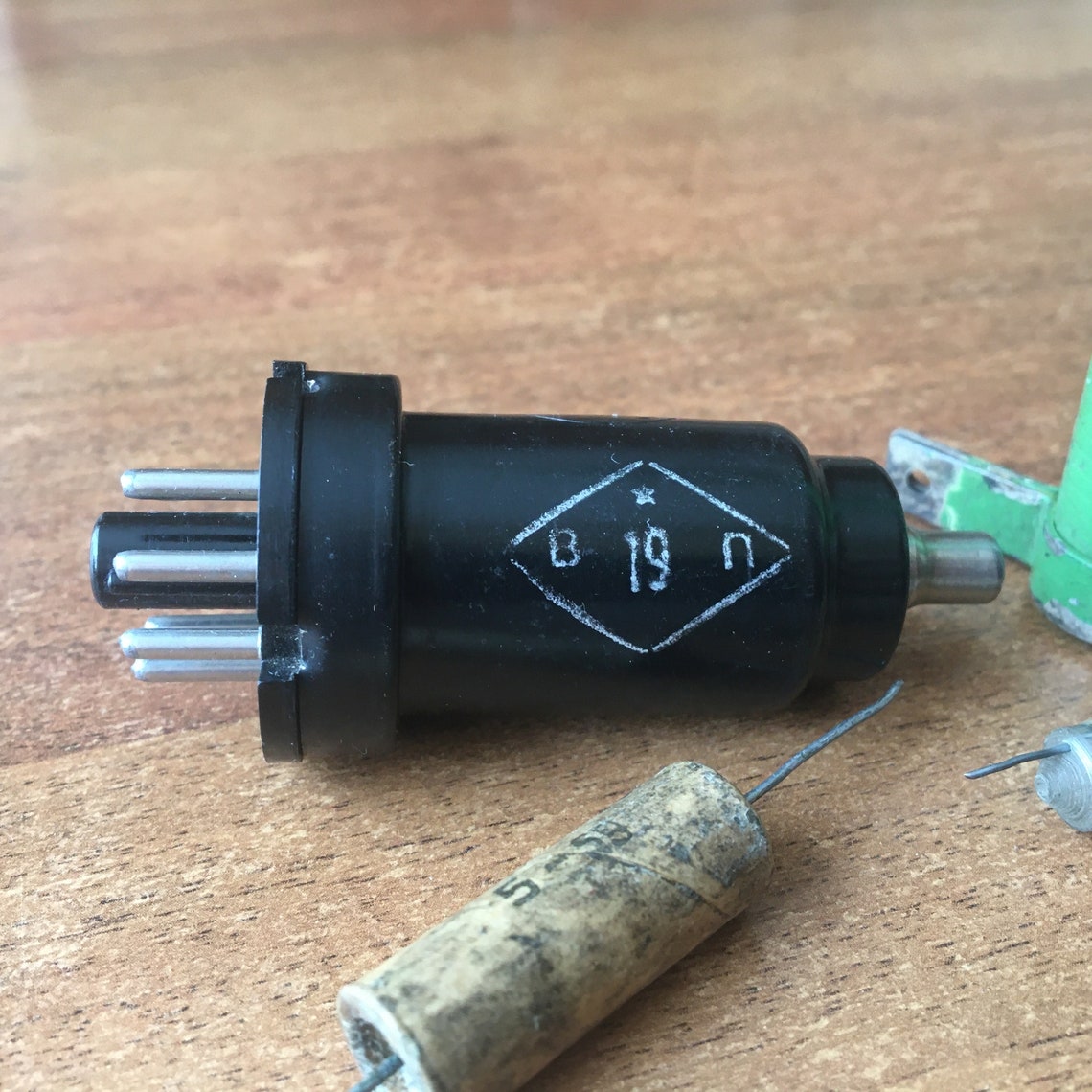 1950s. Vintage Radio Parts Resistors Variable, Capacitors, Vacuum Tube ...