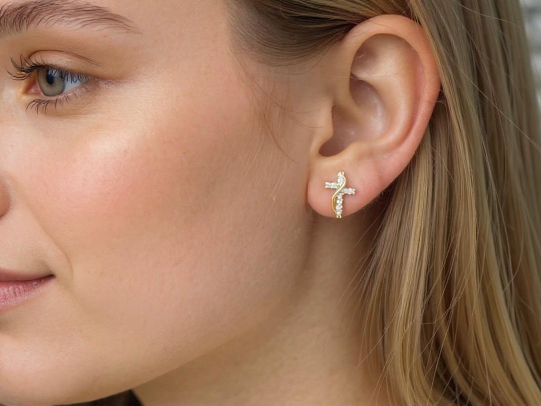 Gold Cross Stud Earring, Tiny Cross Earring, Dainty Stud Earrings for ...