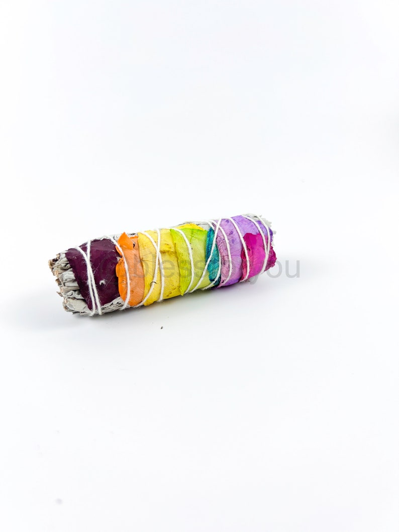 White Sage 7 Chakra Smudge Stick 4 W/rose Petals for Rituals & Cleansing - Etsy