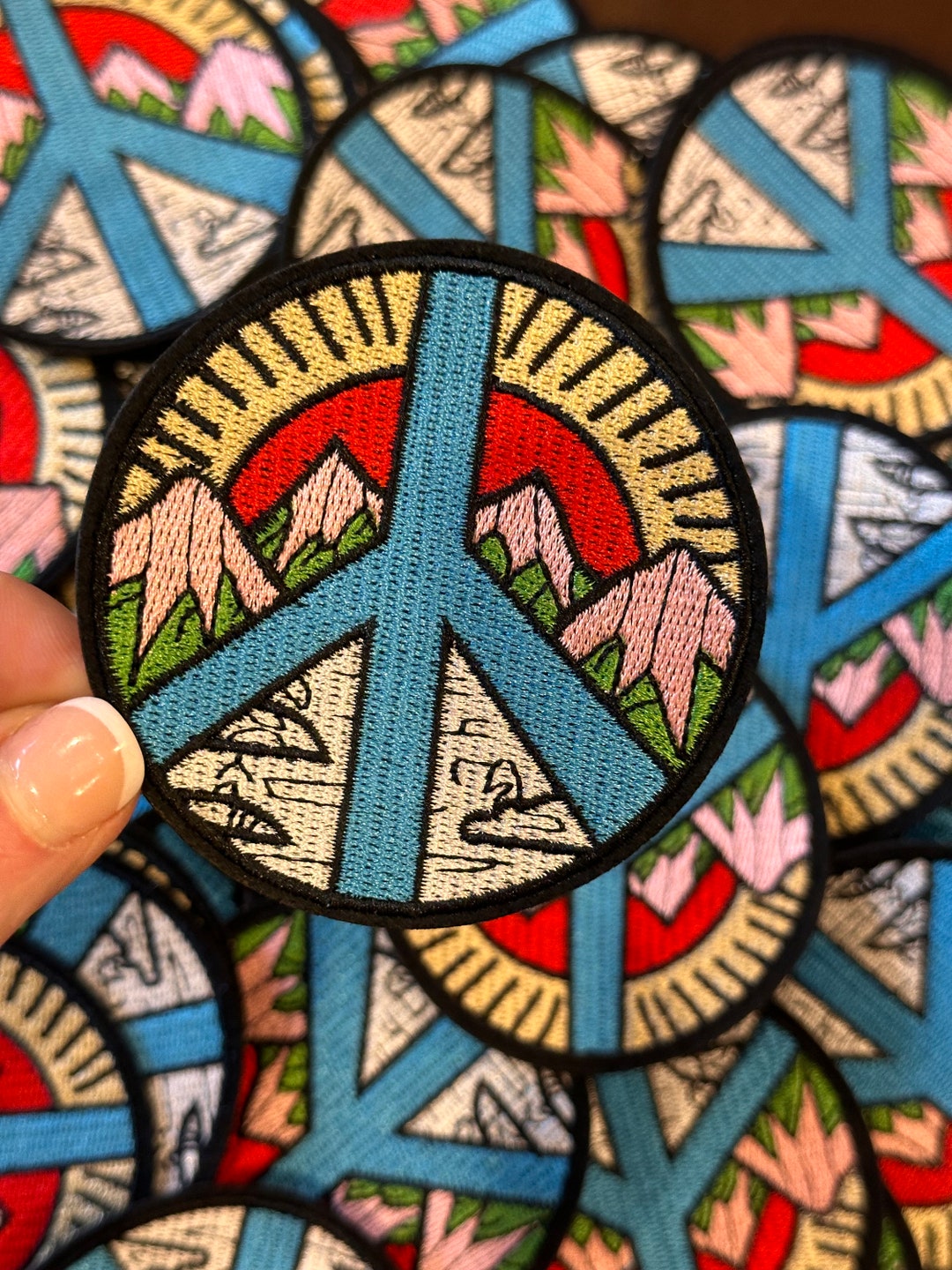 Embroidered Peace Sign Patch: Mountain Nature Iron-on (7.5cm) - Etsy