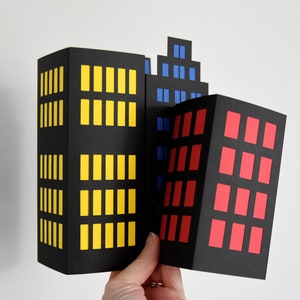 3D Paper Skyscraper Set | Superhero Party Cityscape Centerpiece for ...