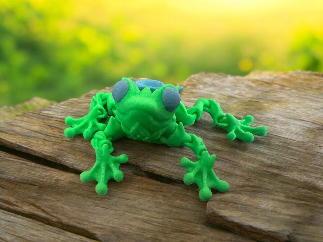 3D Printed Fully Articulated Rose Frog | Customizable Desk Toy ...