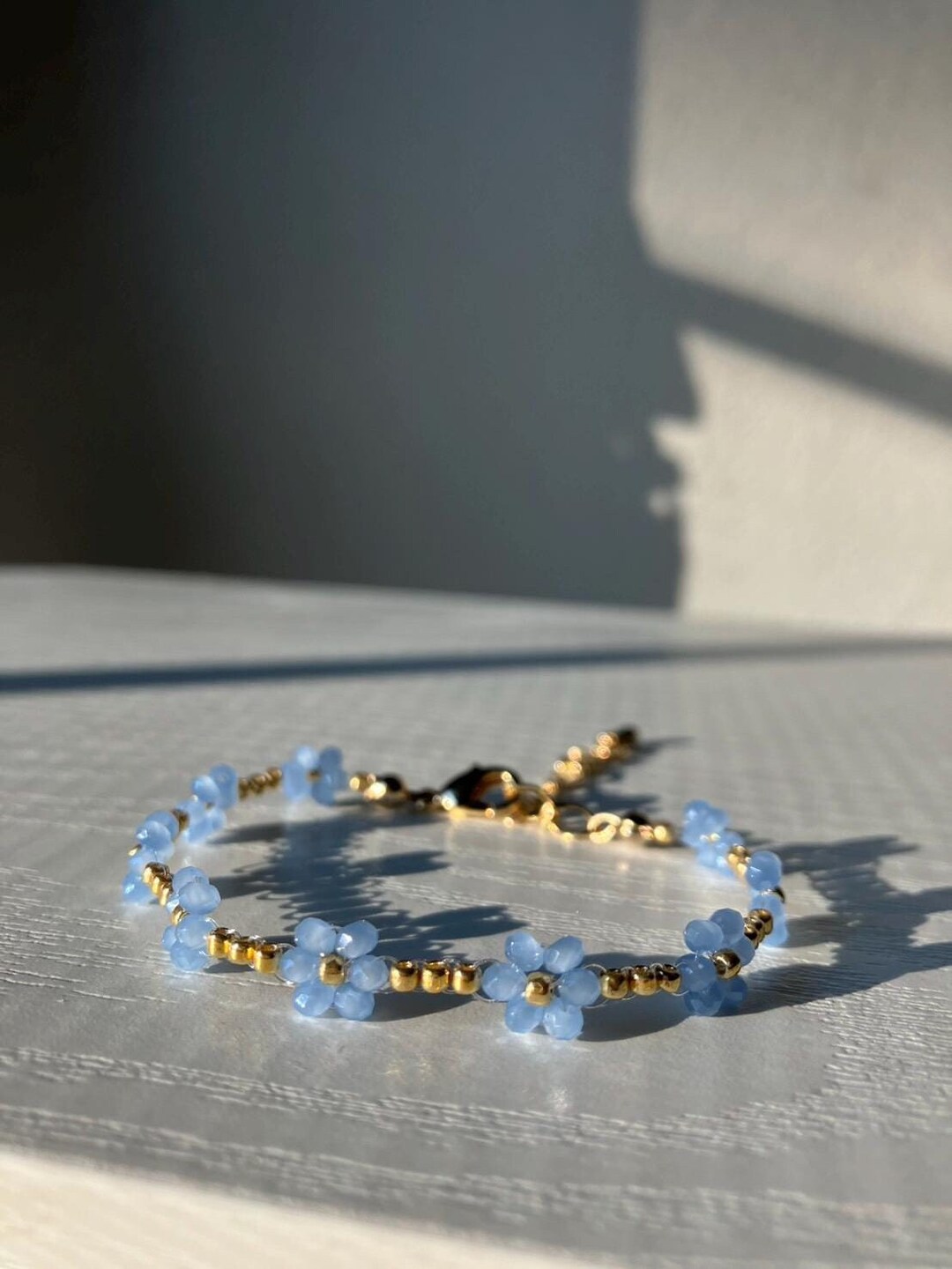 Light Blue Flower Bracelet, Beaded Daisy Bracelet Gold, Dainty Daisy ...