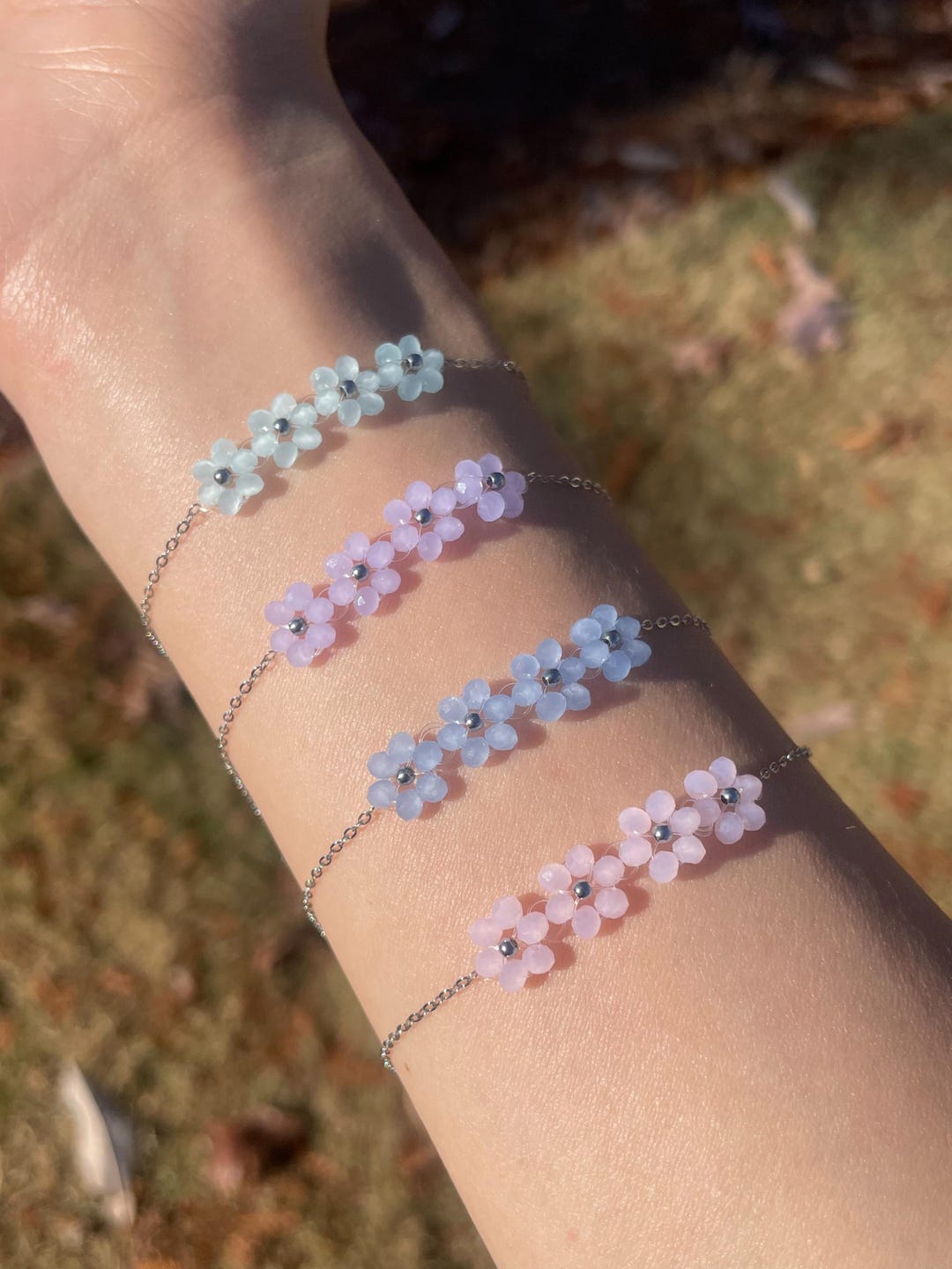 Delicate Flower Chain Bracelet, Minimalist Pastel Daisy Charm Bracelet ...