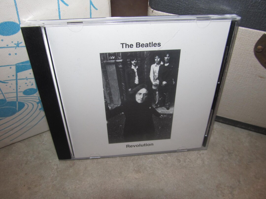 The Beatles - Very Rare CD - Revolution - Vigotone - NM! - Etsy