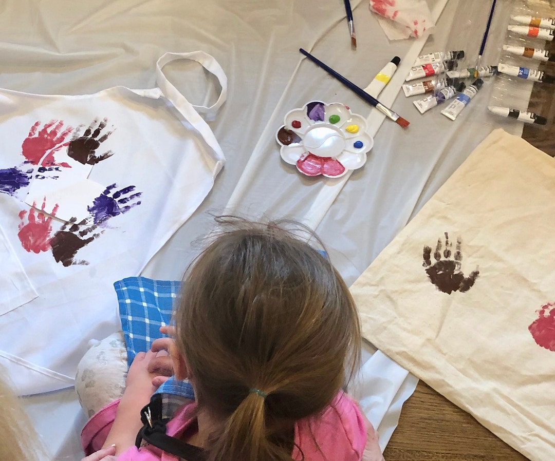 Kid Gift Handprints Keepsake Kit Fabric Paint Aprons Totes Kid Activity ...