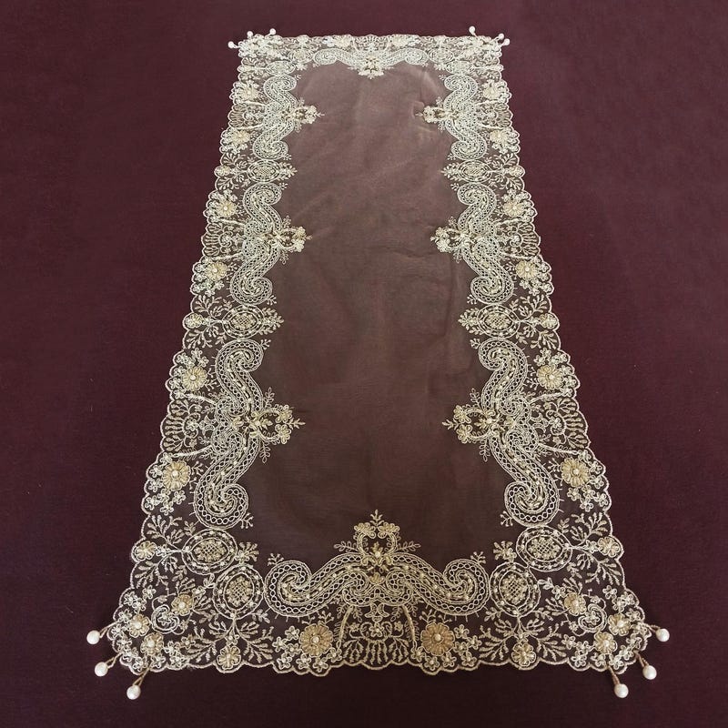 Lace Table Runner - Etsy