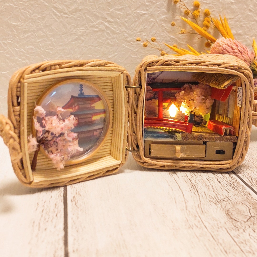 Miniature: Miniature Basket, Miniature Warld, With LED Light, Large ...