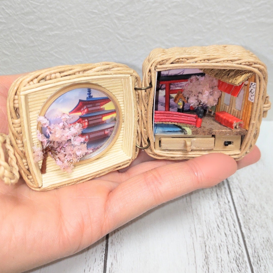 Miniature: Miniature Basket, Miniature Warld, With LED Light, Large ...