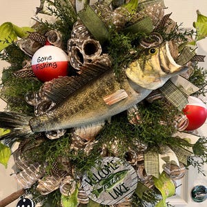 Gone Fishing Wreath - Rustic Lake House Door Decor - Fisherman Gift ...