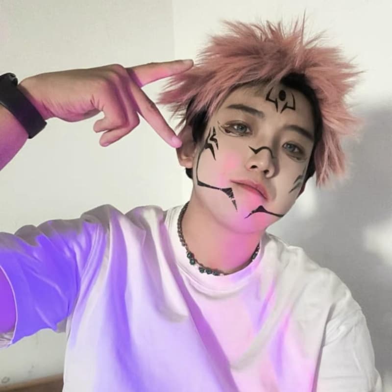 Uzi Cosplay - Etsy